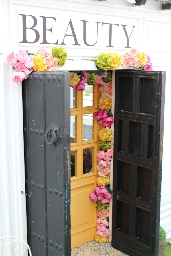 Boutique door decor stock photo. Image of boutique, bouquet - 238137462