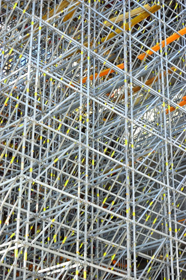 Bouwsteiger stock afbeelding. Image of toegang, apparatuur - 84959615