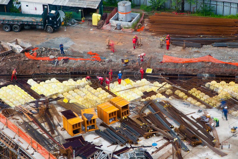 Bouwwerf stock afbeelding. Image of stichting, constructie - 18853745