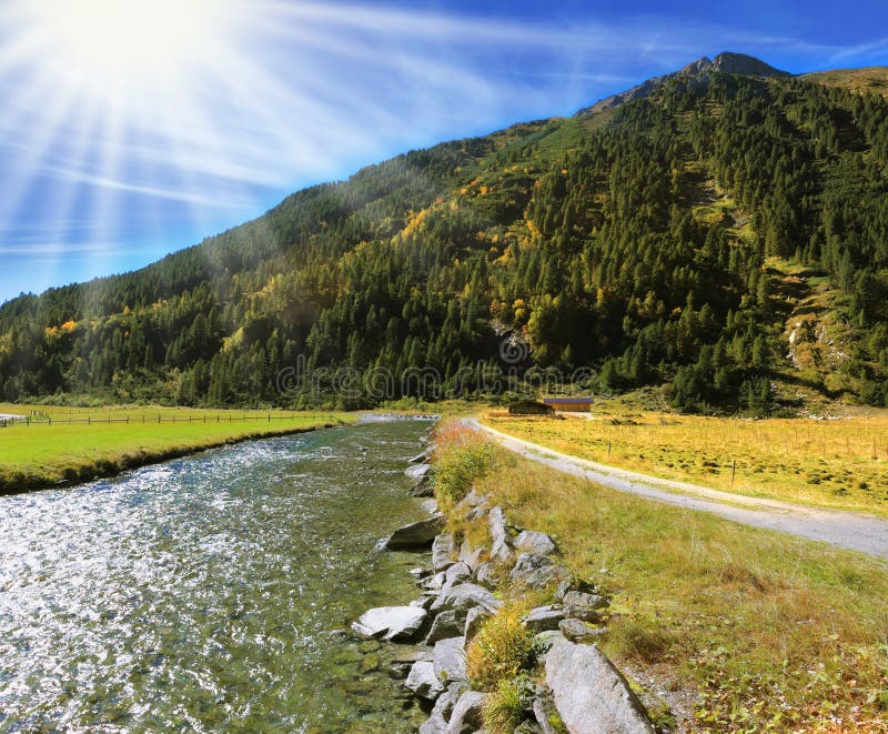 Bovenloop stock afbeelding. Image of toneel, schoonheid - 50844211
