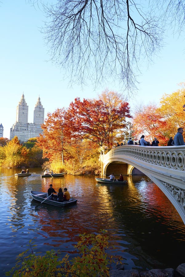 The Bow Bridge editorial image. Image of traditional - 83206965