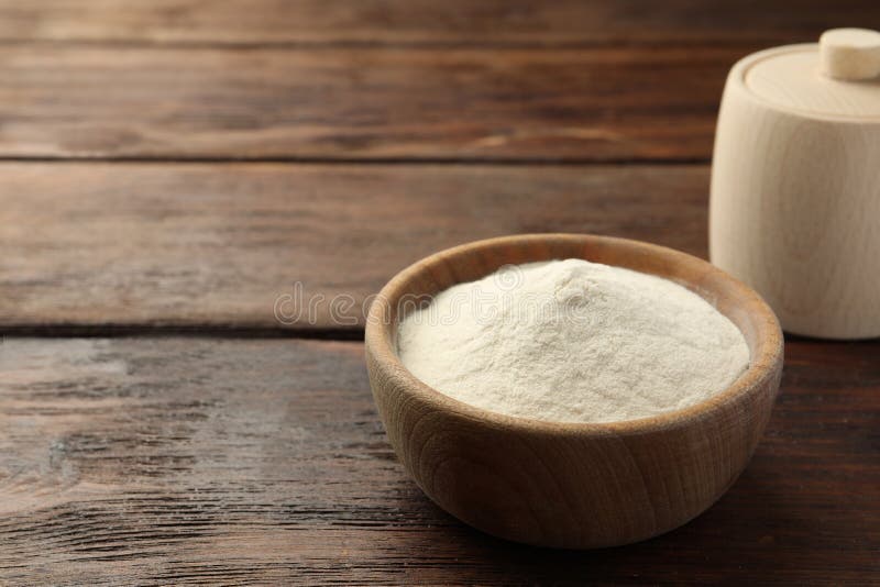 Bowl of Agar-agar Powder and Box on Wooden Table, Space for Text Stock ...