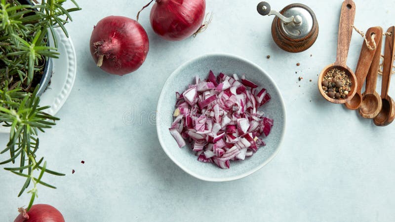 Bowl of chopped red onions stock image. Image of onions - 212783913