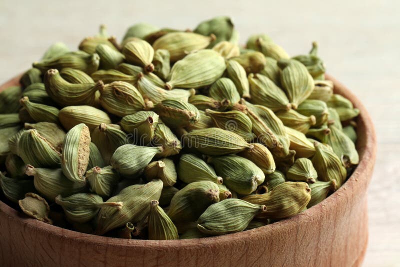 Bowl of Dry Cardamom Pods, Closeup View Stock Image - Image of green ...