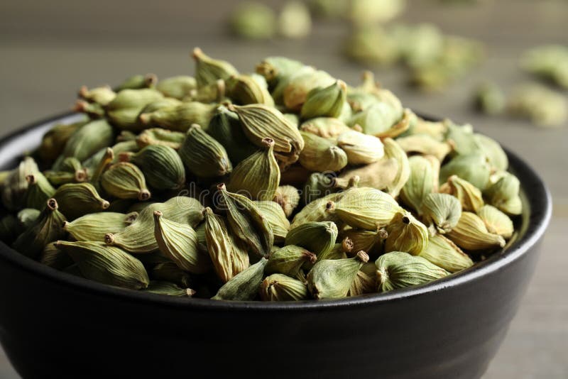 Bowl of Dry Cardamom Pods, Closeup View Stock Photo - Image of cardamom ...