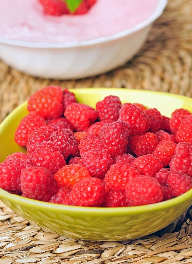Bowl with raspberry stock photo. Image of cream, macro - 44082928