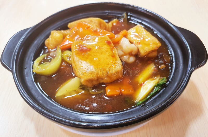 Sapo Tofu or Sapo Tahu, Chinese Restaurant Dish with Japanese Tofu ...