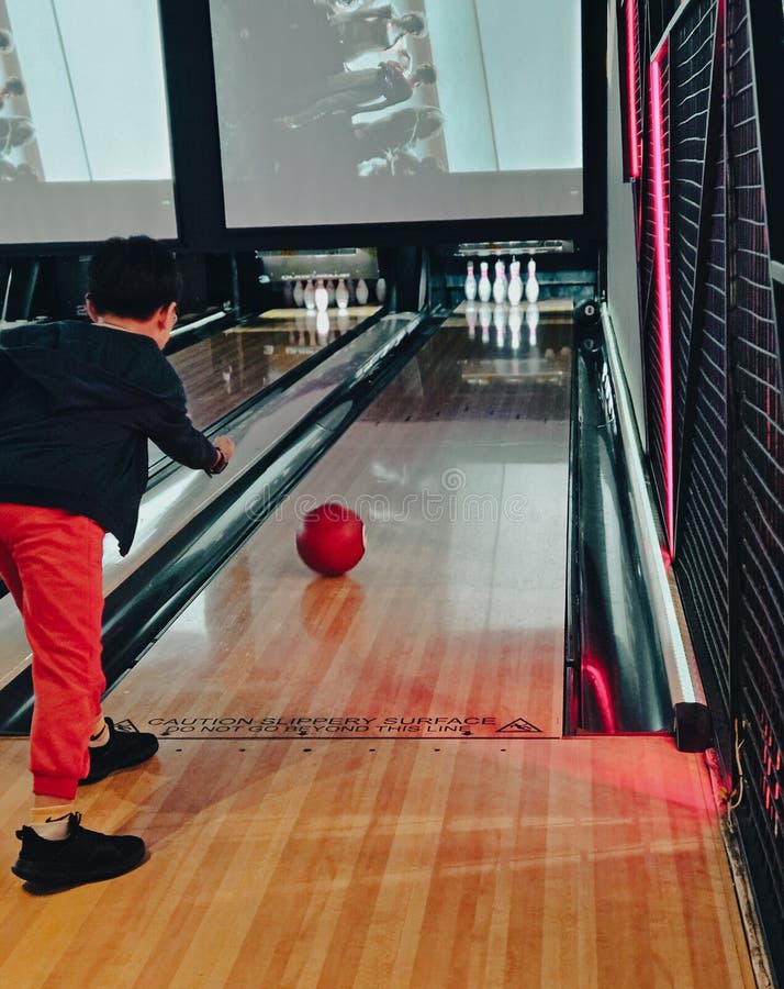 Bowling is a Fun Sporting Game Stock Illustration - Illustration of ...