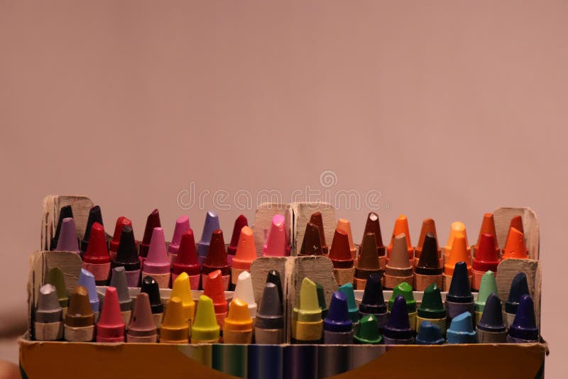A Box of 64 Crayola Crayons Stock Image - Image of icon, yellowblue ...