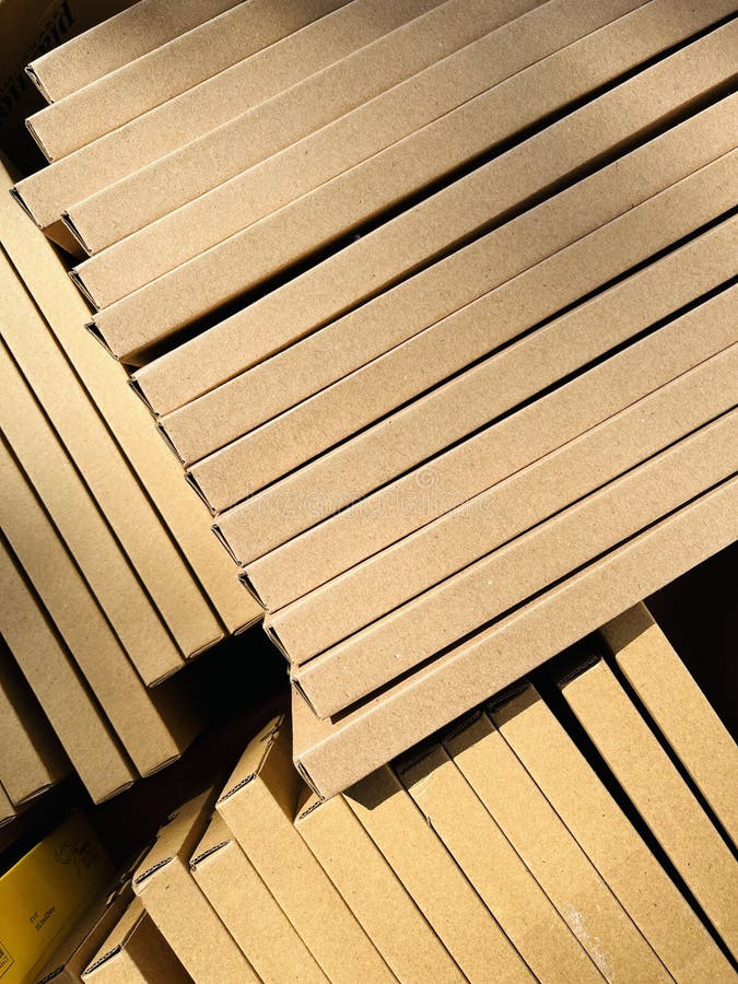 Box package wrap stock image. Image of shopping, roof - 267635371