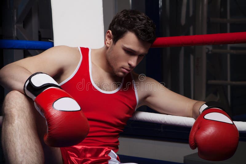 Boxeador derrotado. foto de archivo. Imagen de mano, humano - 33128892