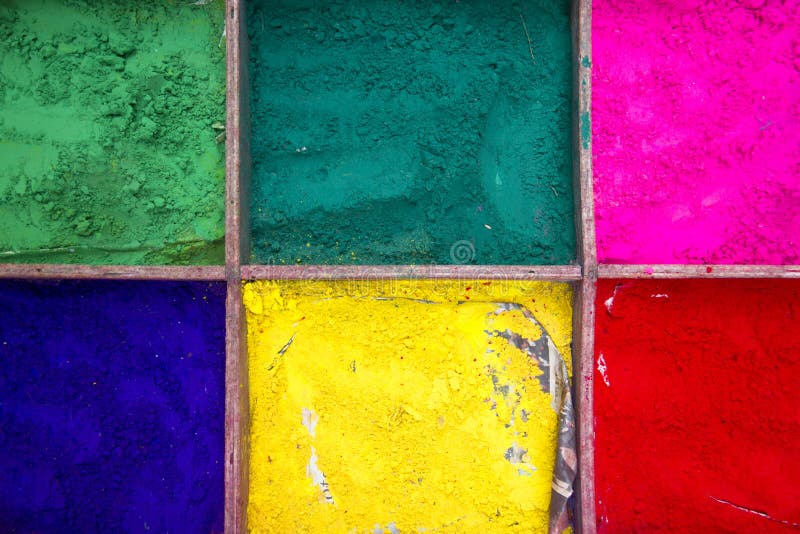 Boxes with colourful powder paint - Stock Image - Everypixel