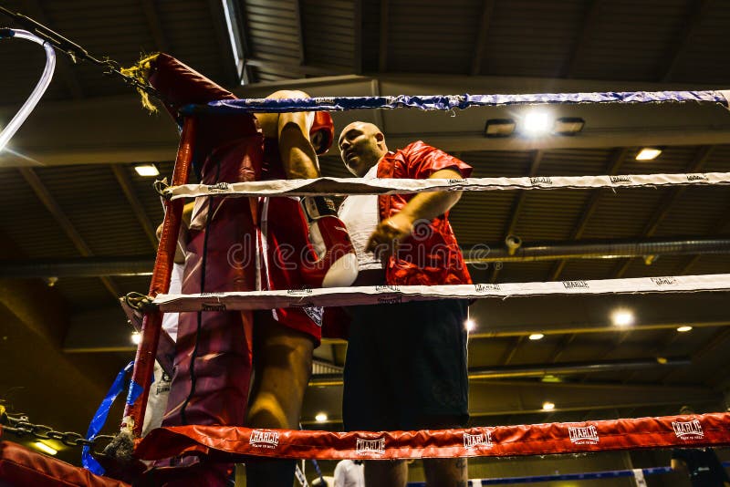 The Boxing Match - Vigo - Spain Editorial Photo - Image of challenge ...