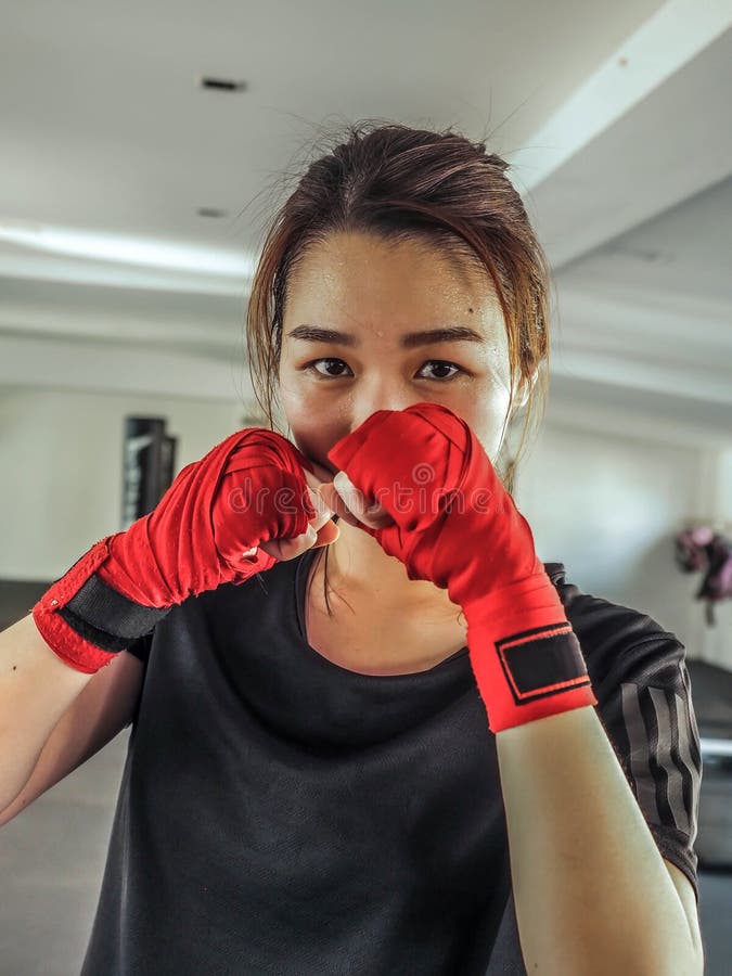 Boxing woman stock image. Image of model, healthy, attractive - 140598051