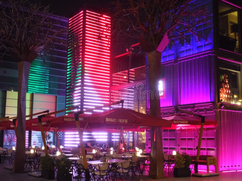 BoxPark in Dubai, UAE editorial image. Image of emirate - 83001680