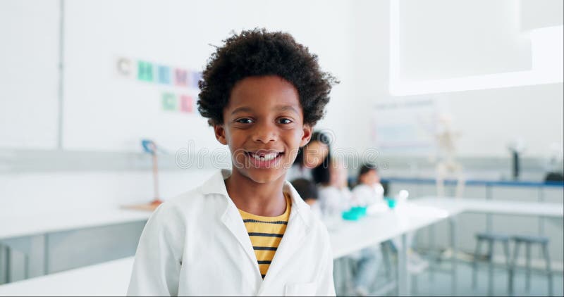 Student, Science Project and Education in School, Class and Experiment ...