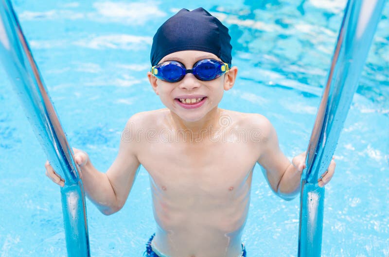 Happy Kid Swimming Underwater In Pool Stock Image - Image of bubbles ...