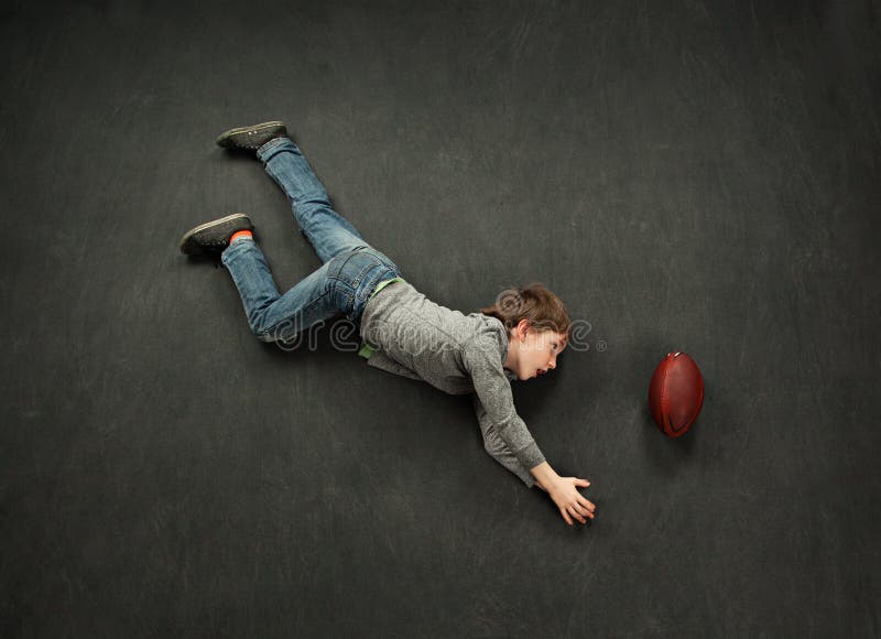Wide Receiver Making Diving Catch Stock Photos - Free & Royalty-Free ...