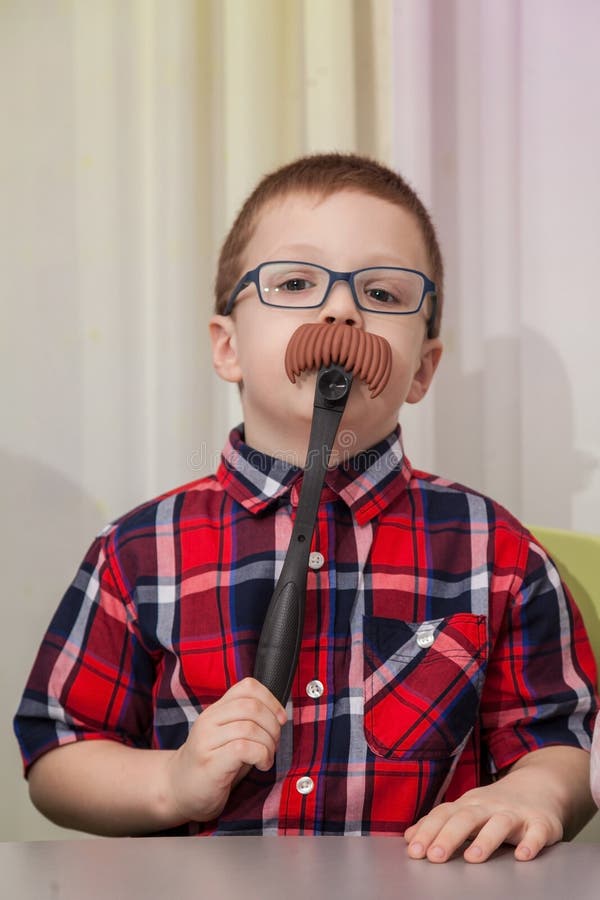 132 Empty Playing Card Table Background Stock Photos - Free & Royalty ...