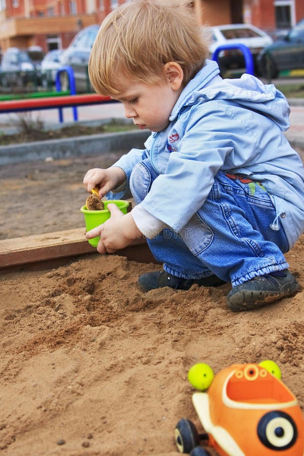 15+ Kids playing sand box Free Stock Photos - StockFreeImages