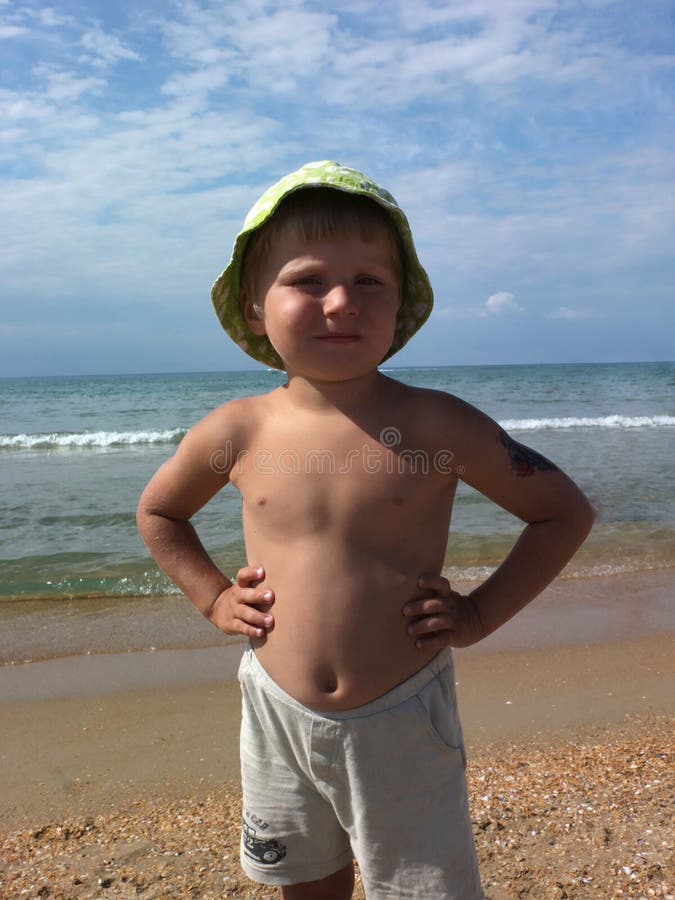 Photos of Model in Image ID 15501208 by Sergeytoronto