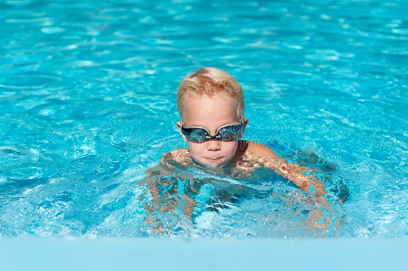 Boy Splashing Water Stock Photos - Download 8,129 Royalty Free Photos