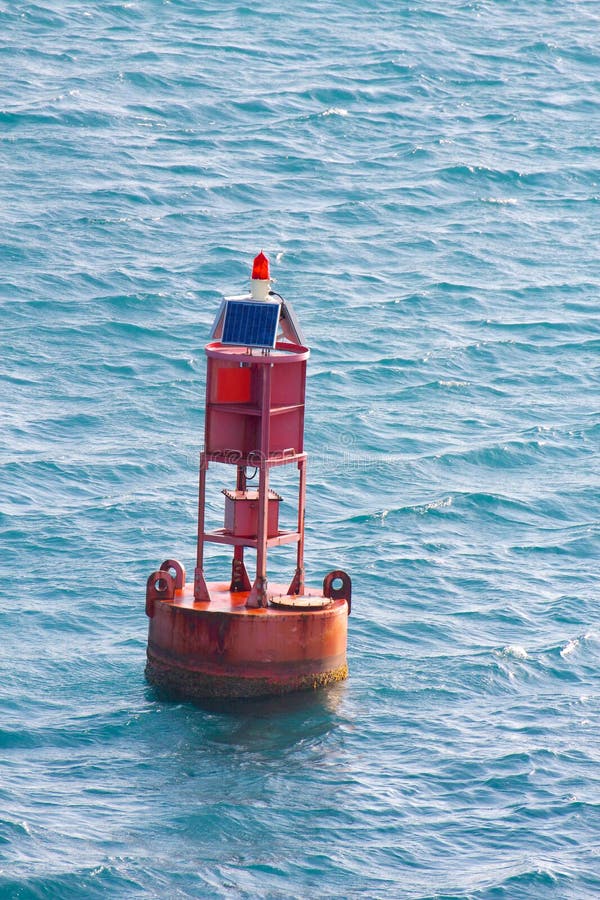 Boya En El Mar Fotos De Stock - Descarga 8,606 Fotos Libres de Derechos