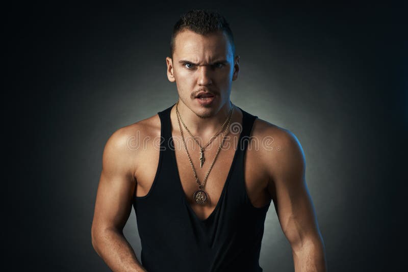 Boze Mens Op Zwarte Achtergrond Stock Afbeelding - Image of één ...