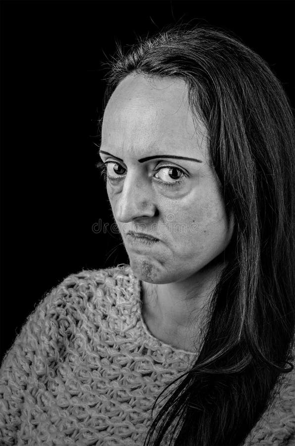 Boze Vrouw, Zwart-wit Portret Stock Foto - Image of meisje, mooi: 36177844