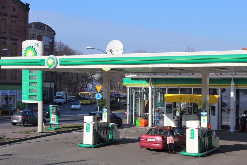 BP-Tankstelle redaktionelles stockfotografie. Bild von treibstoff ...