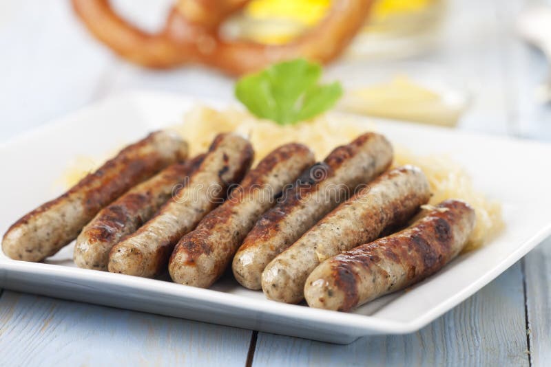 Braadworst stock foto. Image of cultuur, koken, heerlijk - 105478492