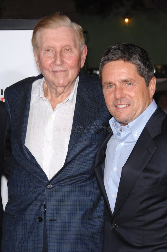 Brad Grey, Sumner Redstone editorial photo. Image of grey - 24289956