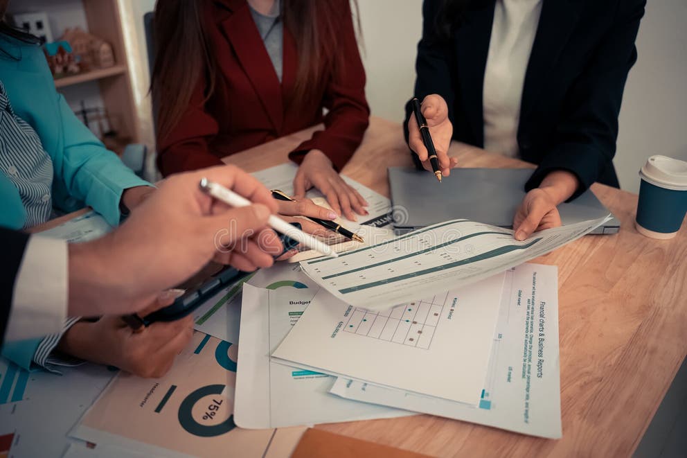 Brain Storm Strategy Concept, Sharing, Analysis, Charts, Documents ...