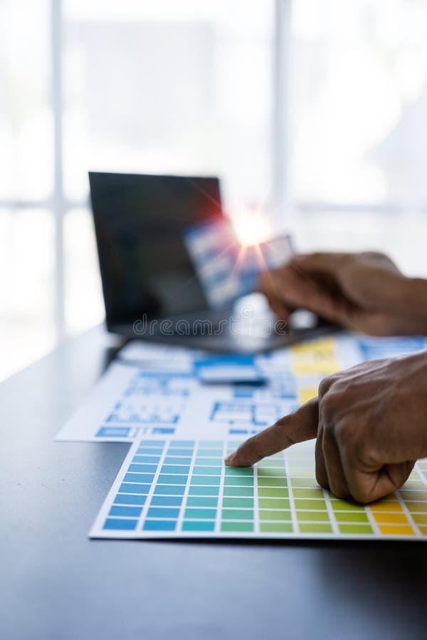 Brainstorm Mobile App Interface Layout Design Ideas on Graphic Designer ...