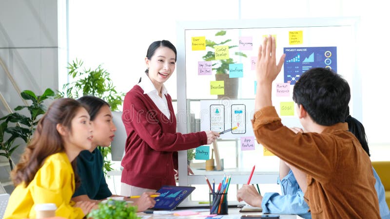 Brainstorm Planing Creative Asian Teamwork, Group of Asia Mobile Phone ...