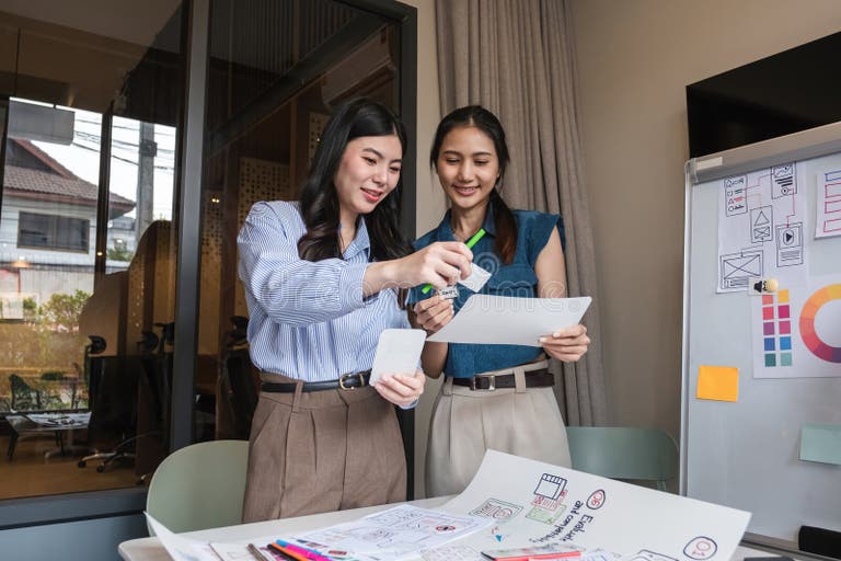 Brainstorming of a Developer Team, Planning for Group Problem Solving ...