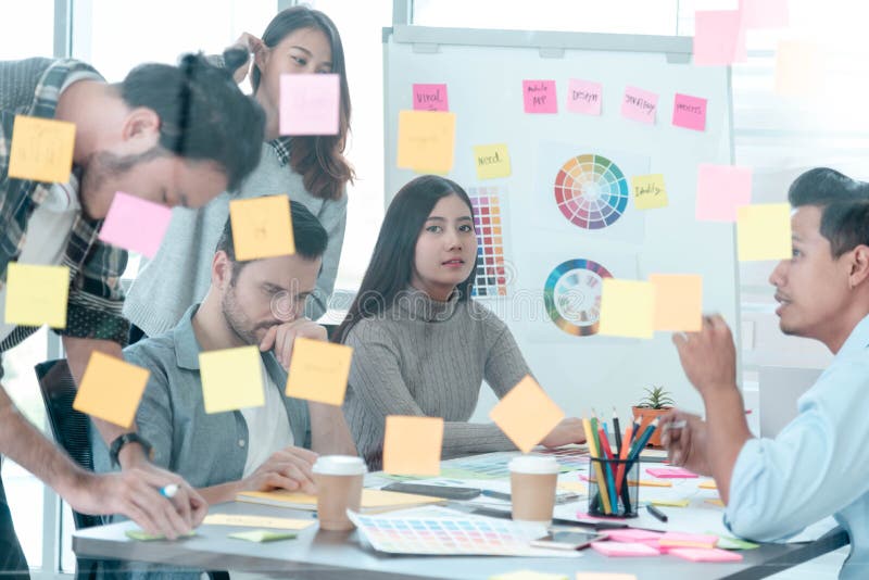 Brainstorming Diversity Creative Design Use Post it Sticky Note Team ...