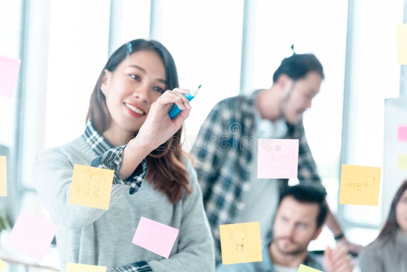 Brainstorming Diversity Creative Design Use Post it Sticky Note Team ...