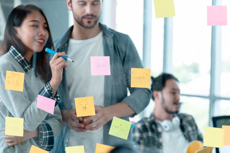 Brainstorming Diversity Creative Design Use Post Sticky Note Team ...
