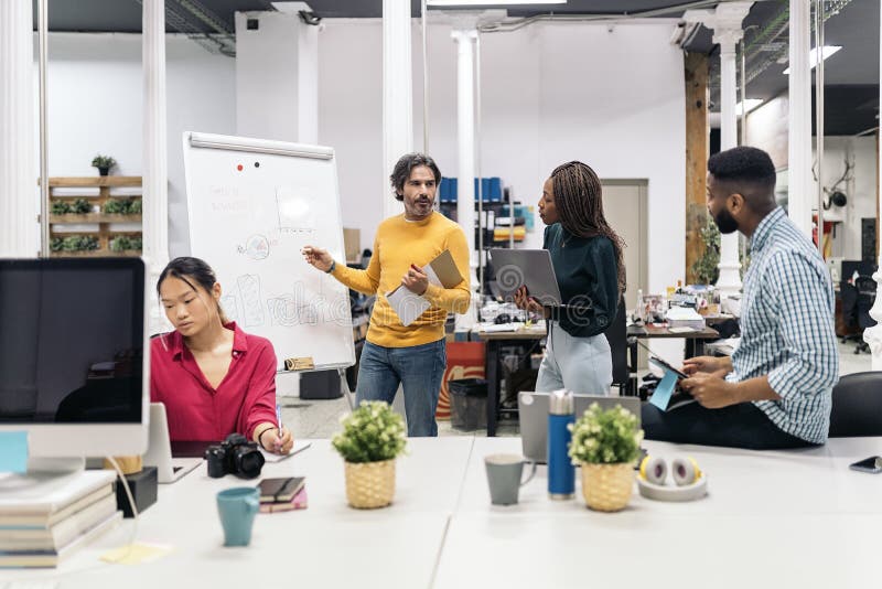 Brainstorming Meeting in the Office Stock Image - Image of diversity ...