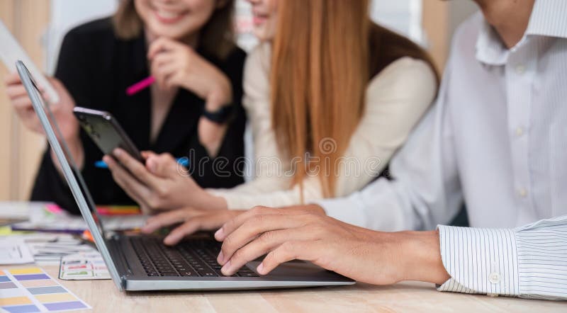 Creative Designer Team Meeting on Application Design and Ux Ui ...