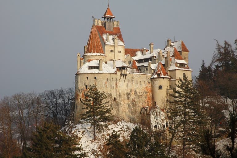 Bran Castle Stock Illustrations – 286 Bran Castle Stock Illustrations ...