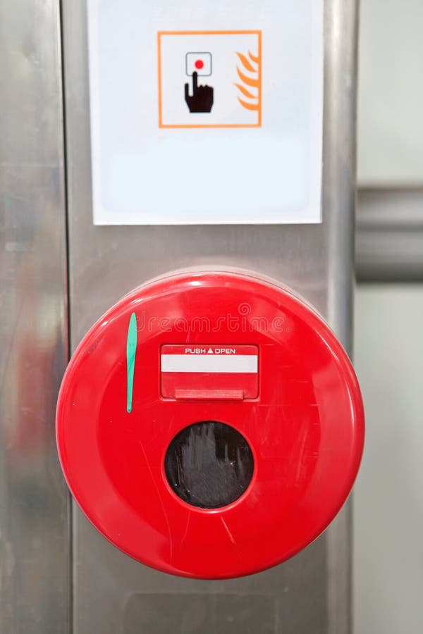 Brandalarm Op Zwart-witte Concrete Muur Waarschuwing En ...