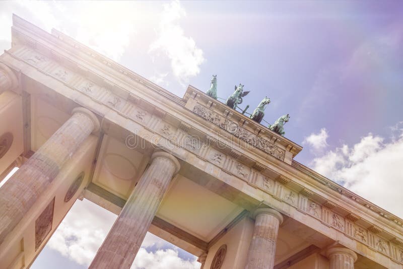 Brandenburger Gate and Sunlight Stock Image - Image of town, pariser ...