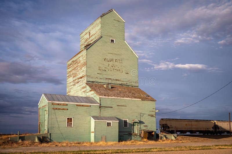 Brant`s old grain elevator editorial photo. Image of grain - 219209116