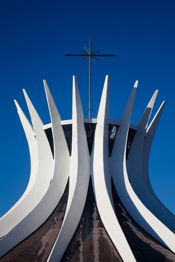 Brasilia Kathedraal redactionele fotografie. Image of evangelisme ...