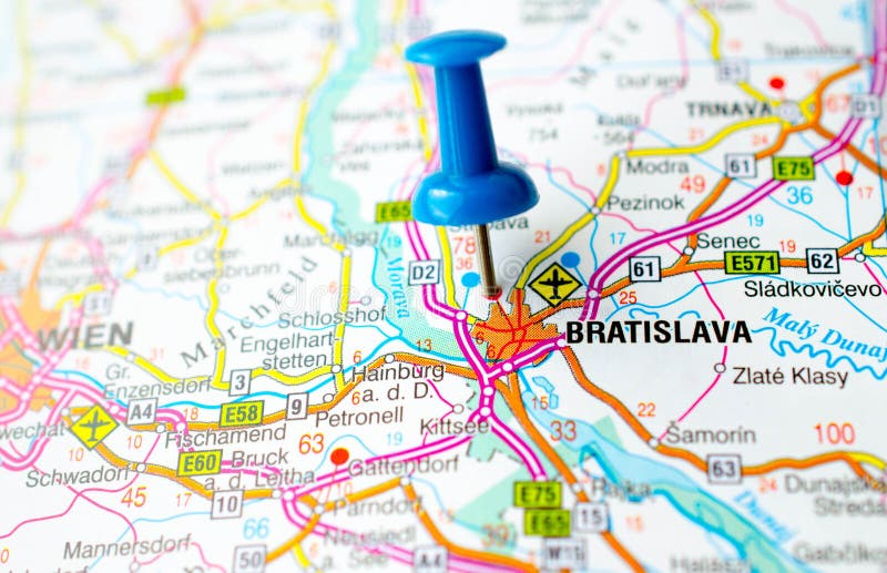 Bratislava op kaart stock foto. Image of document, stad - 122918616
