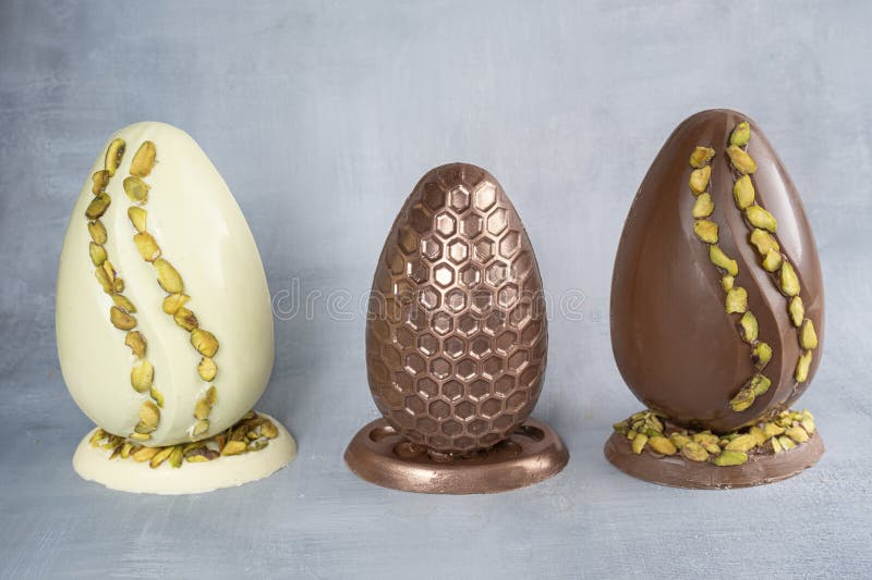 Assorted Easter Eggs with Pistachios, Milk and Dark Chocolate_3 Stock ...