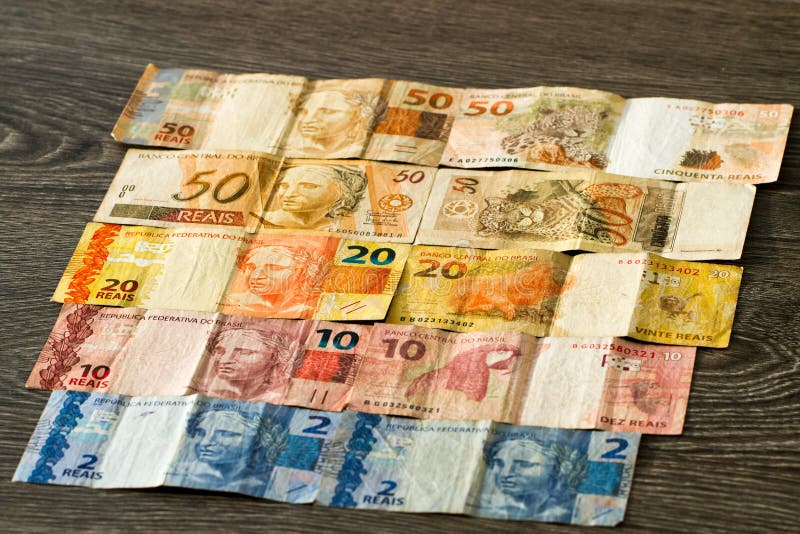 Brazilian Reais Money High Denominations Arranged in a Circle Stock ...