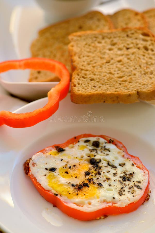 Bullseye Egg on Bread Toast Stock Photo - Image of basil, toast: 59282394